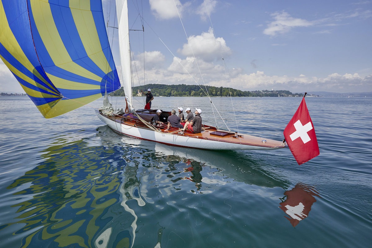 For Sale: 75 Square Metre Boat Gun